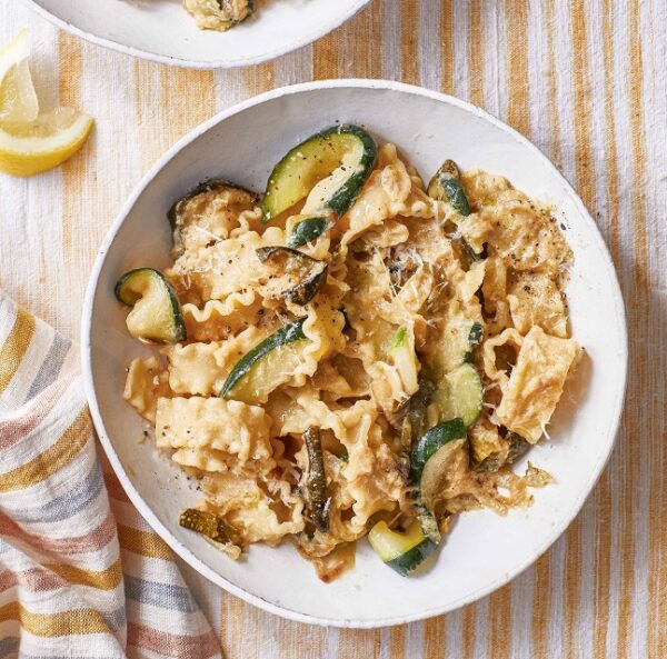 Roasted Marrow & Courgette Pasta – Five Dinners Meal Planner